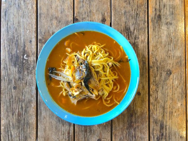 地域の食材を料理するライフスタイル｜ATAKA CAFE 由岐中亮介 | weave